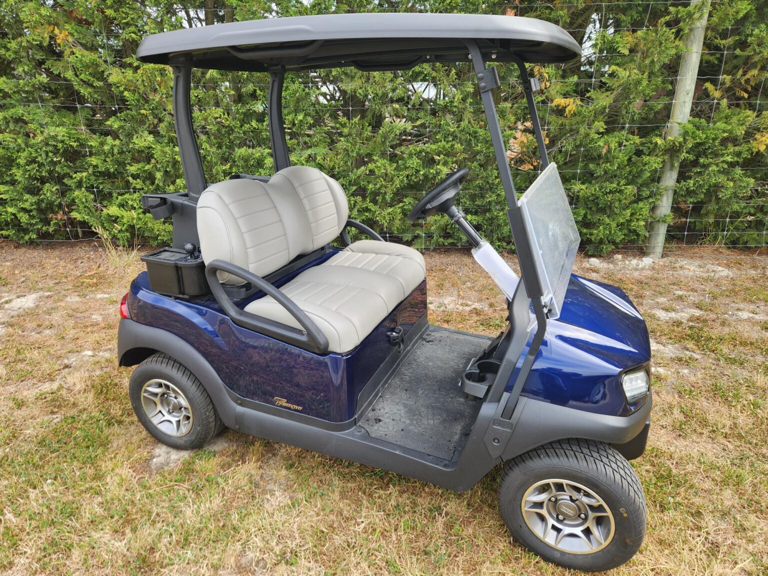 Club Car Tempo Lead Acid Golf Car