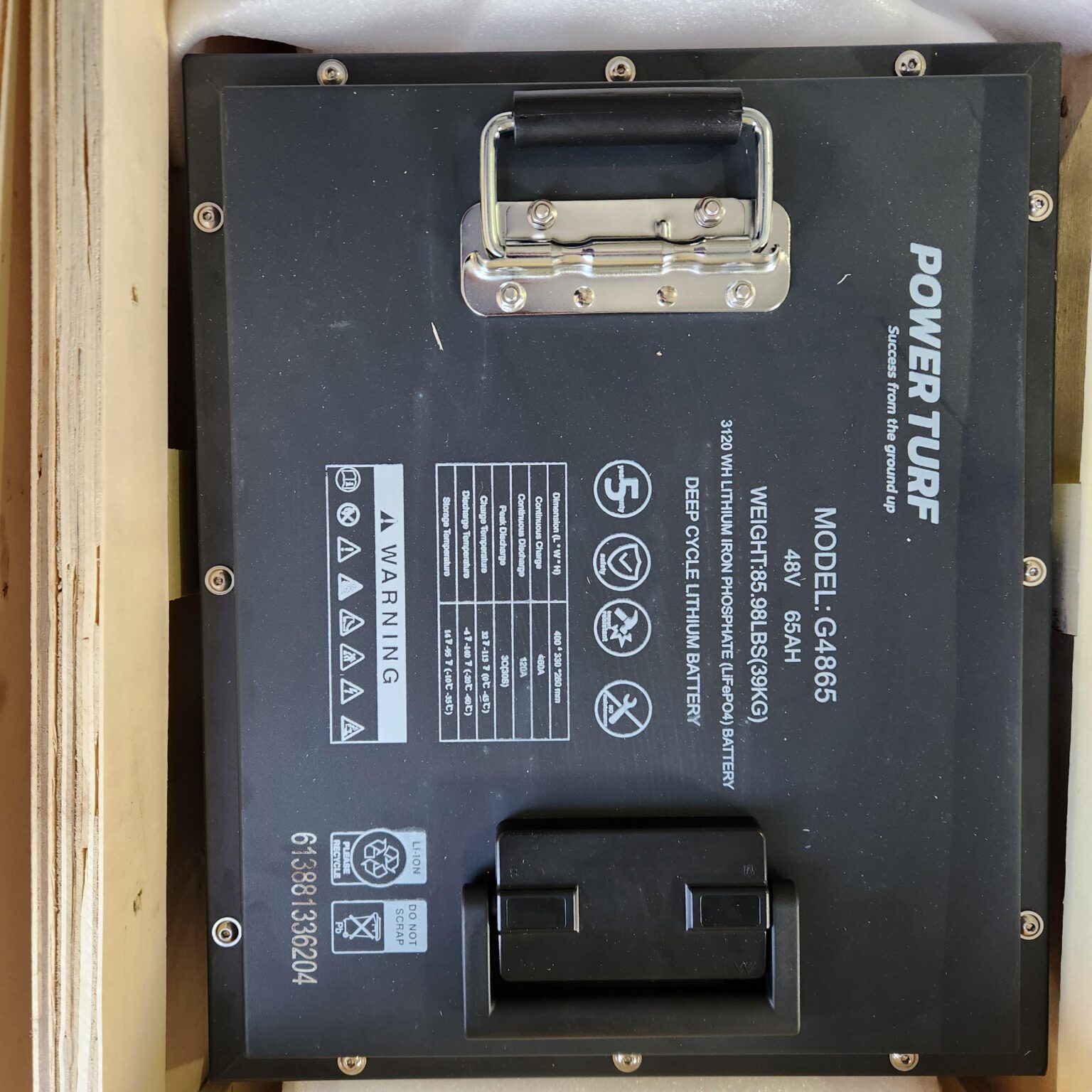 Trojan's T-875 8V Flooded battery delivers a new class of deep cycle technology.